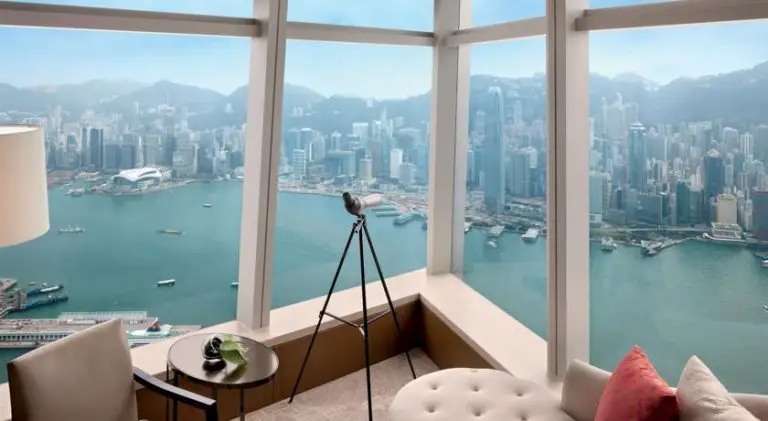 Room With A View: The 10 Most Stunning Hotel Suite Views